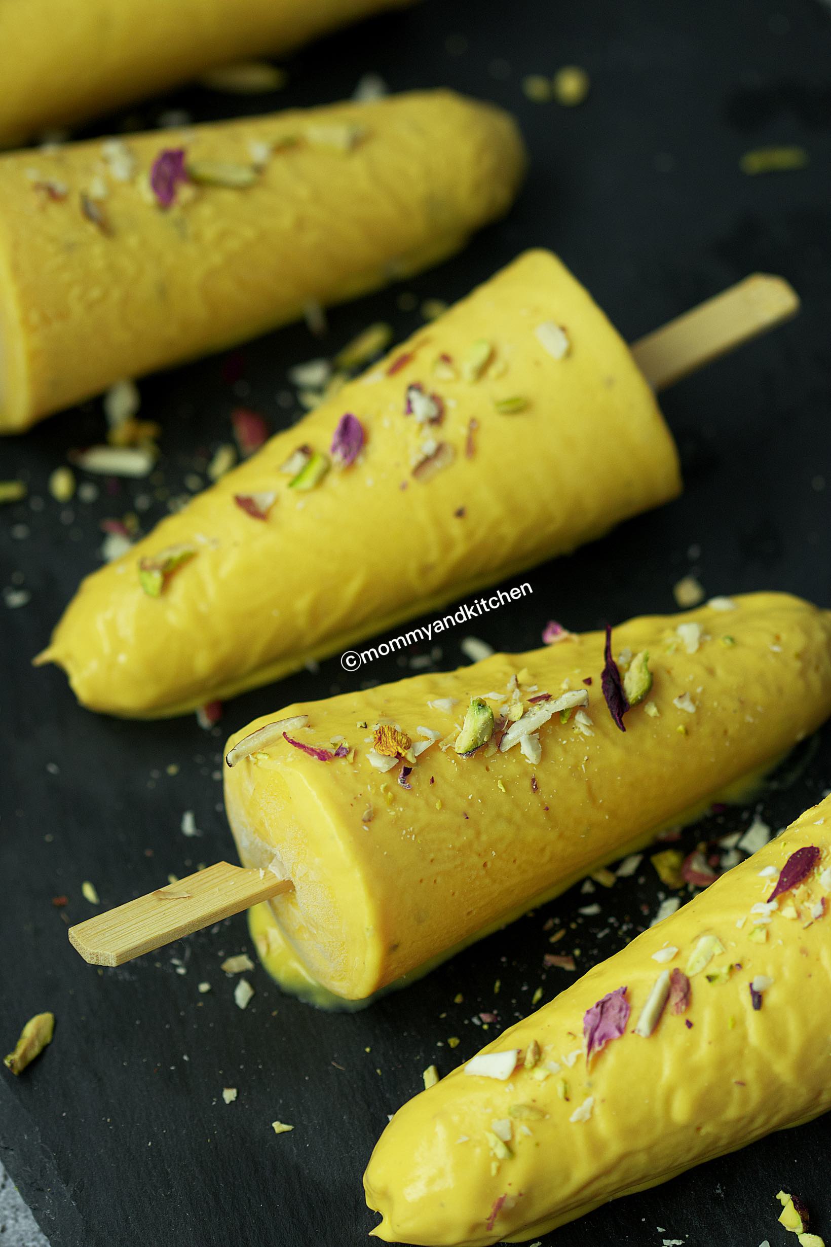Instant Mango Kulfi Recipe (Easy No-Cook Dessert) - Mommy and Kitchen