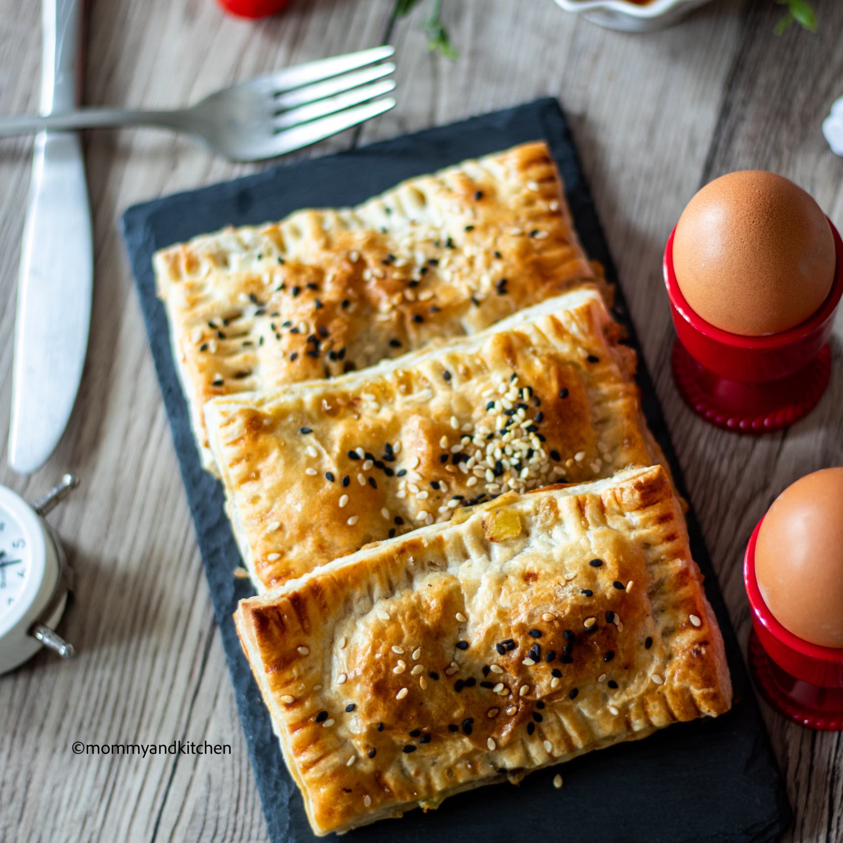 Cheesy Chicken Tikka Patties | Chicken Puffs Recipe