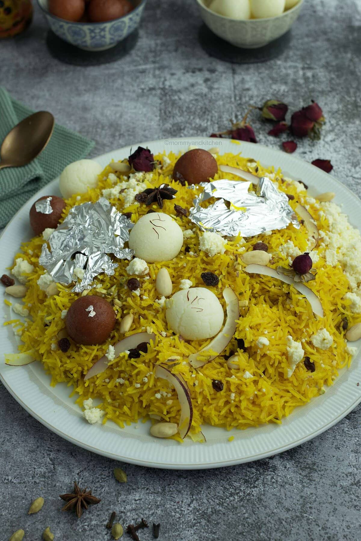 Zarda (Pakistani Sweet Rice) - Meethe Chawal - Mommy and Kitchen