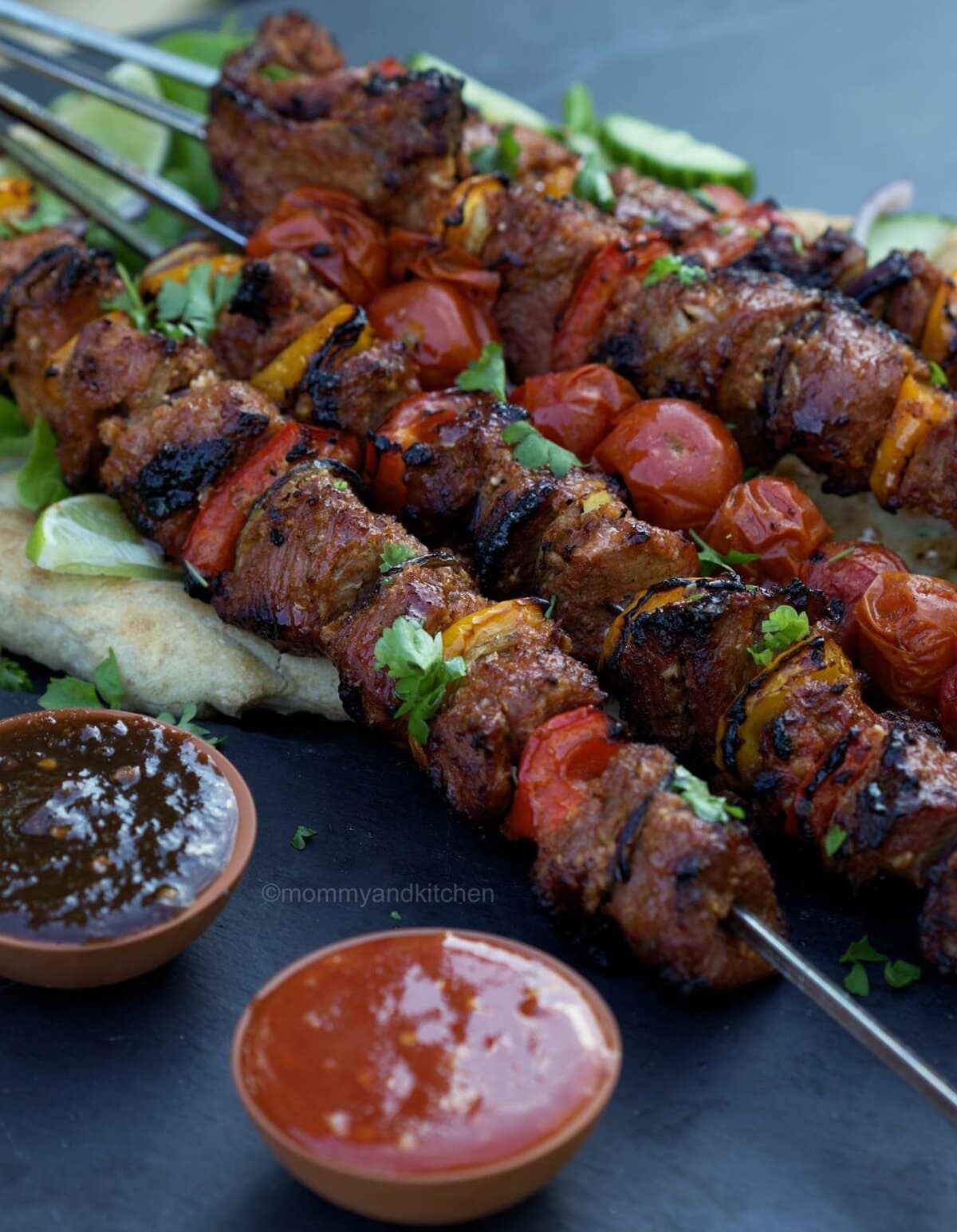 Juicy Grilled Lamb Skewers (Shish Kebabs) Recipe - Mommy and Kitchen